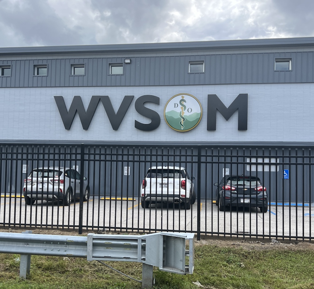 Wvsom Logo