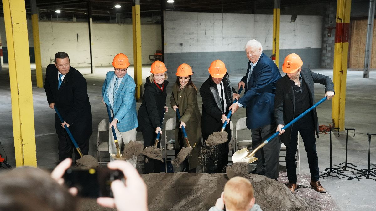 Gov. Justice, Sen. Capito, Kevin O’Leary break ground on $35 million ...