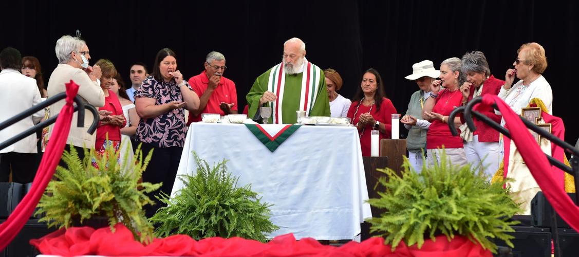 Tradition of faith: Outdoor Catholic Mass celebrates West Virginia ...