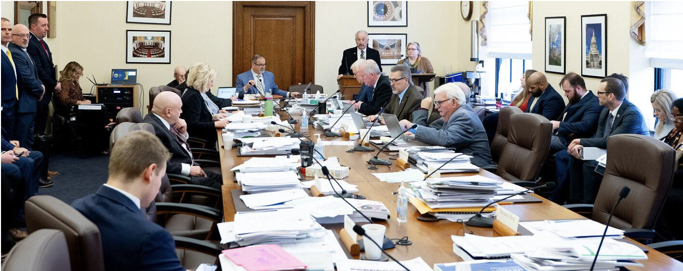 Data, tech fight surges: Bill offers tax breaks to firms in Mason ...